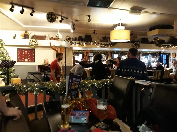 Christ Church Huntingdon : Beer and Carols!